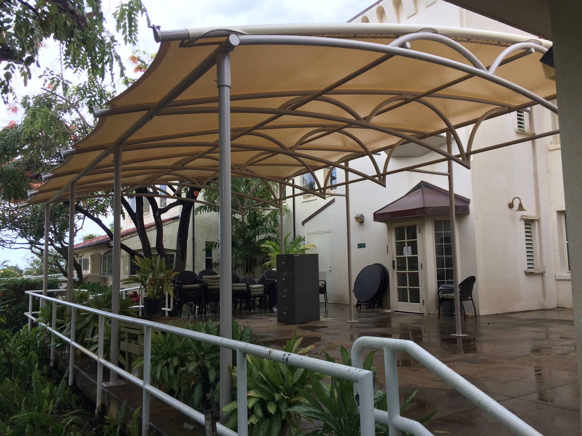 Lunalilo Home | Tropical J's