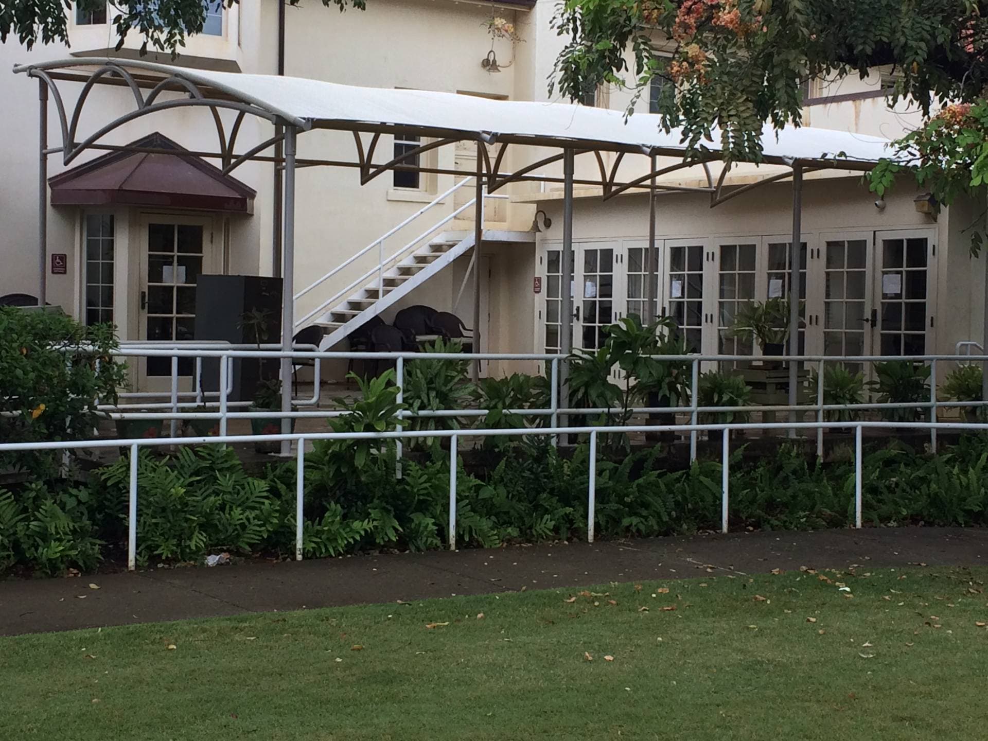 Lunalilo Home | Tropical J's