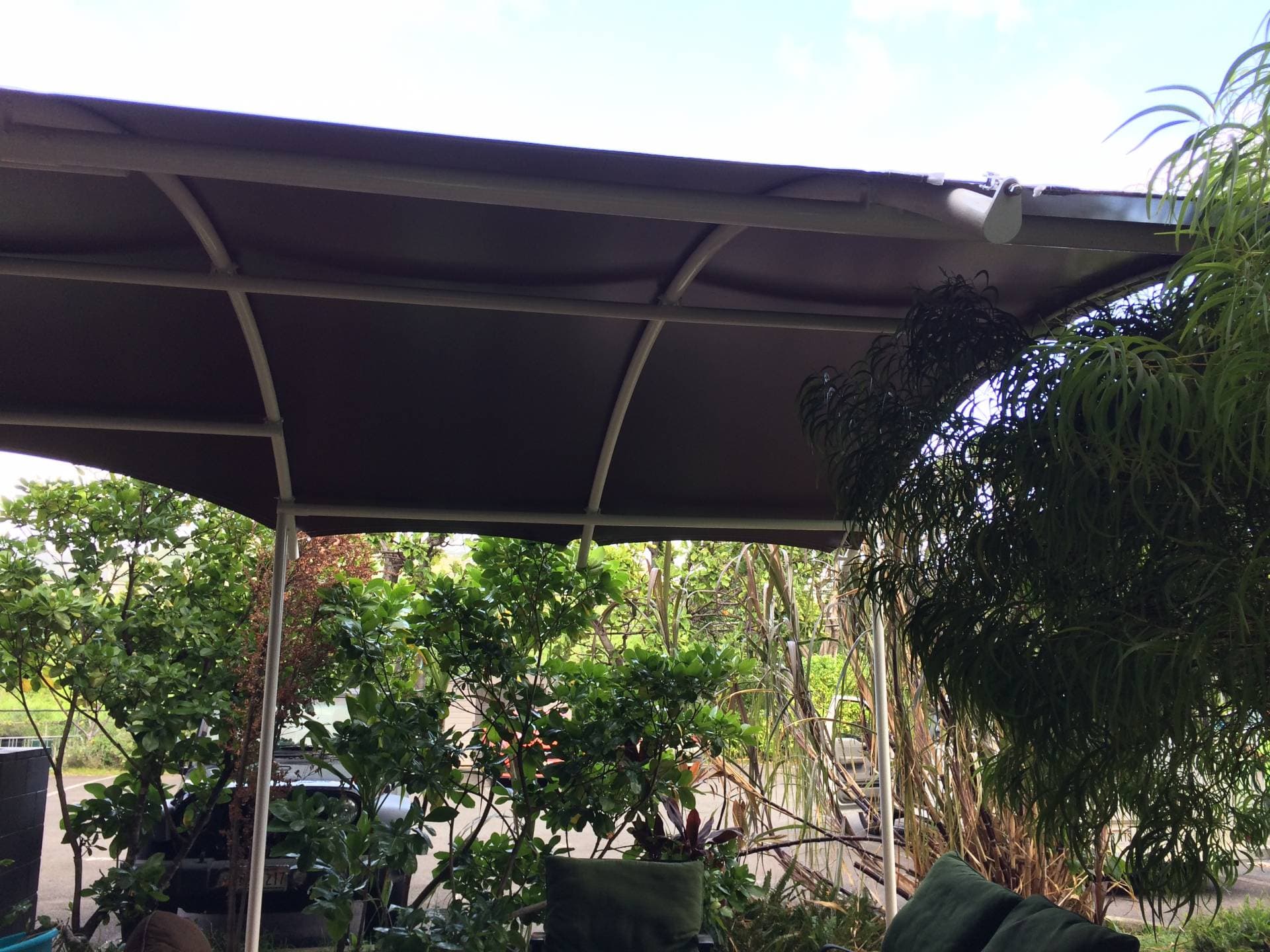 Kalo Terrace | Tropical J's